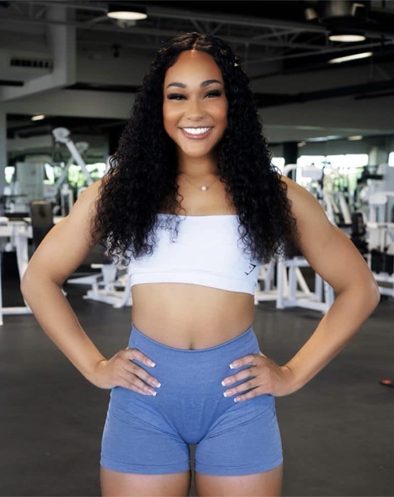 How One Fitness Influencer Manages Body Dysmorphia - Pretty Girls Sweat